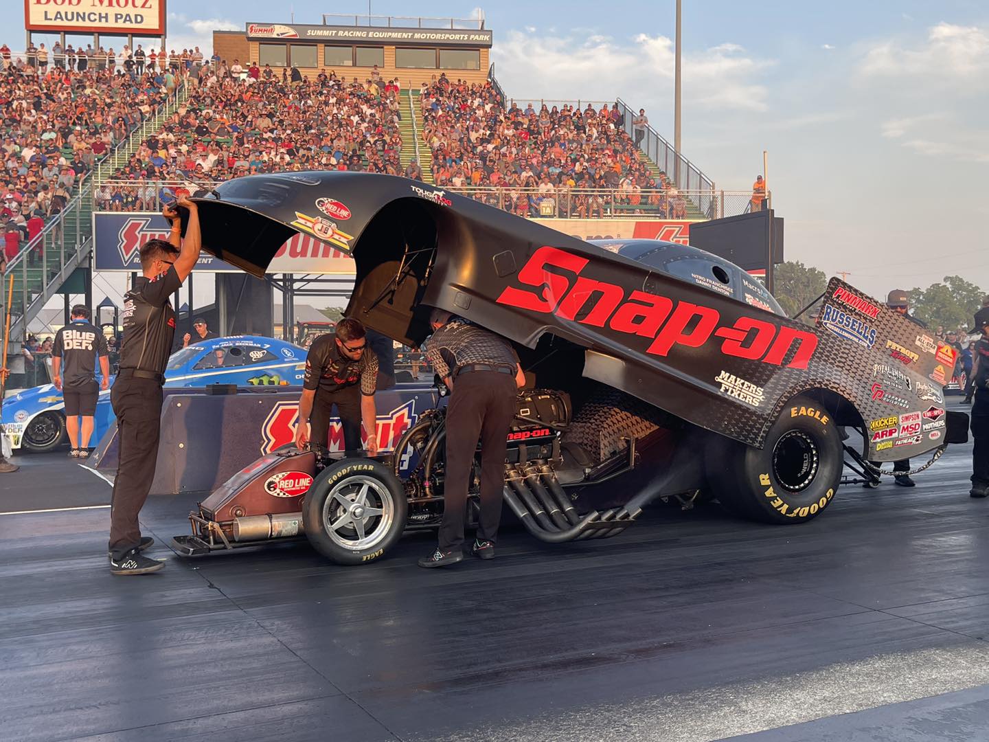 Cruz Pedregon Merchandise